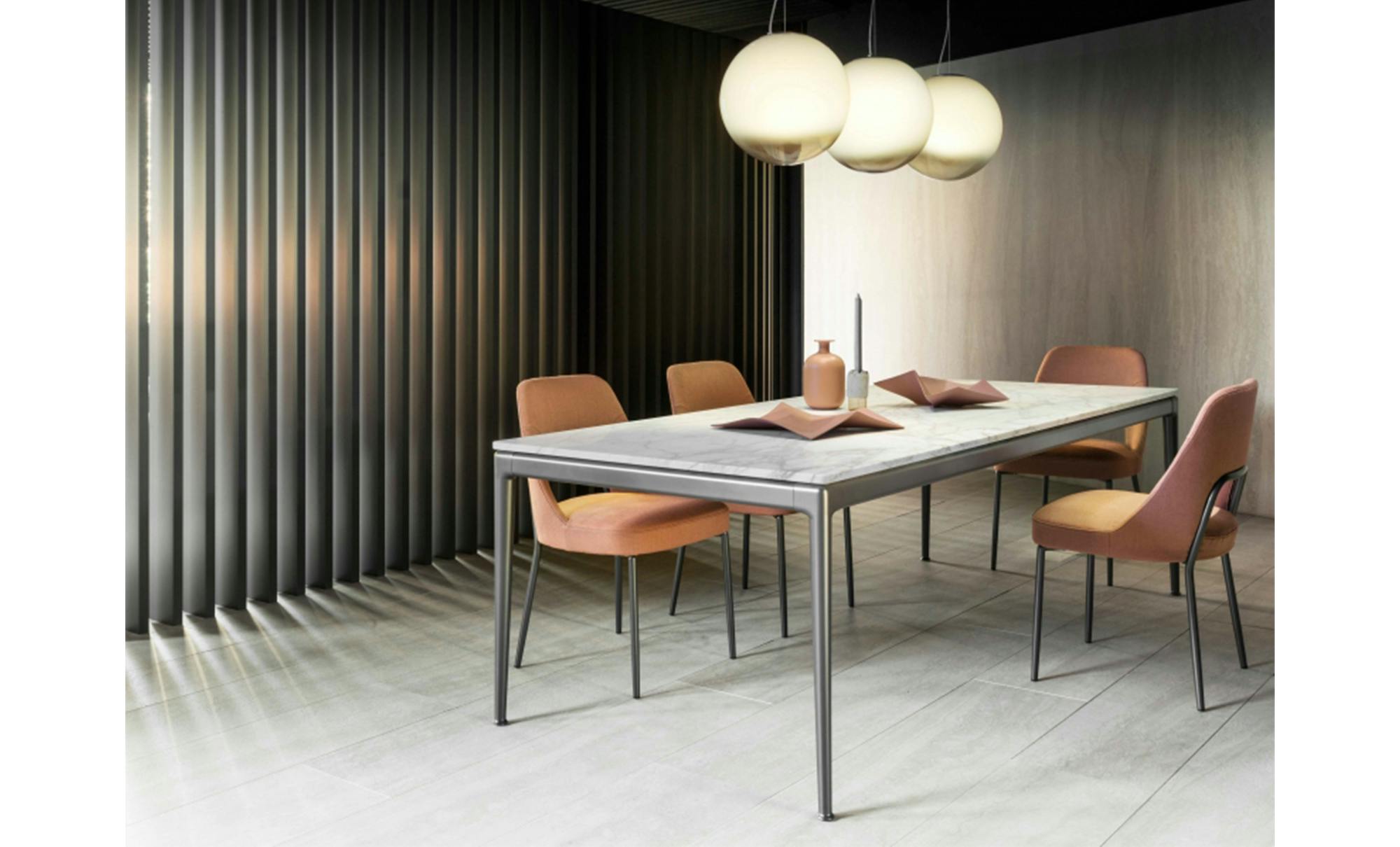 Pico dining table by Flexform - Fanuli Furniture